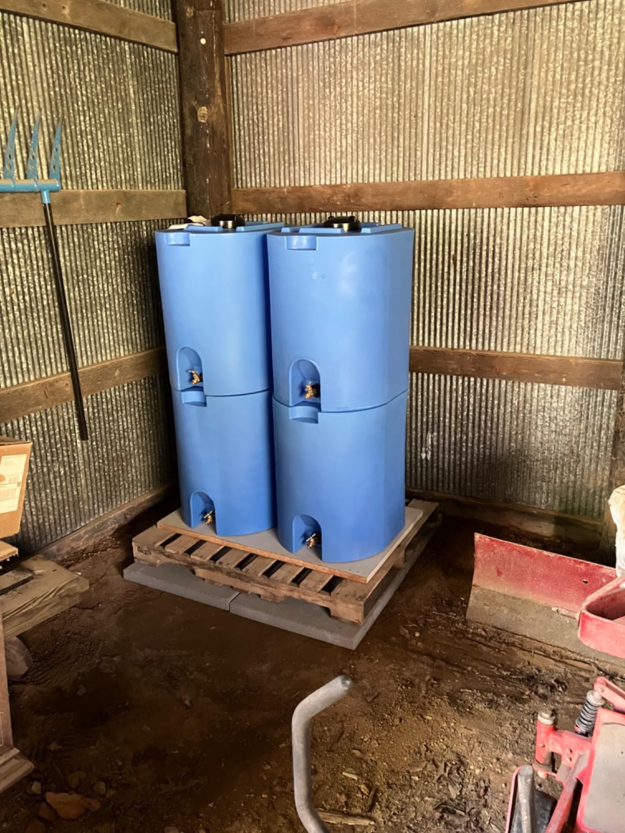 8 Best Water Storage Tanks for Emergencies (May 2026)