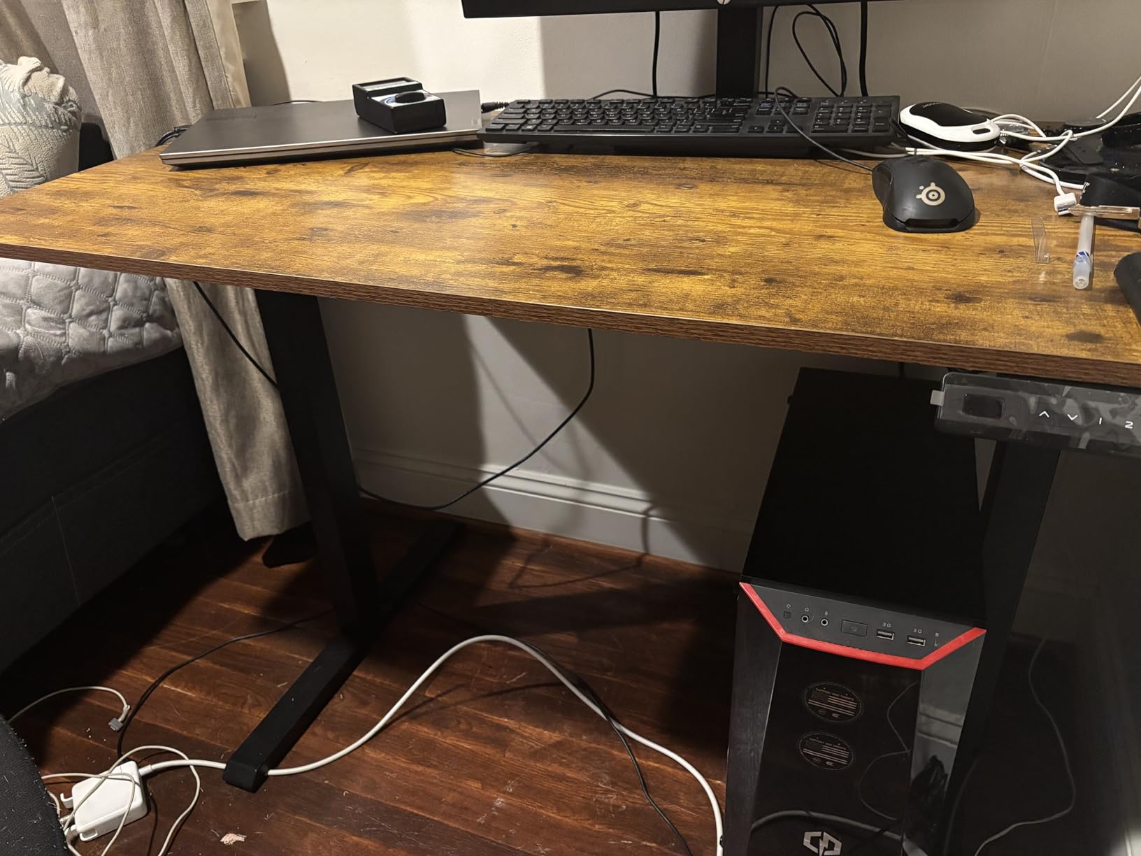 24 Best Standing Desks (June 2026) Expert Reviews
