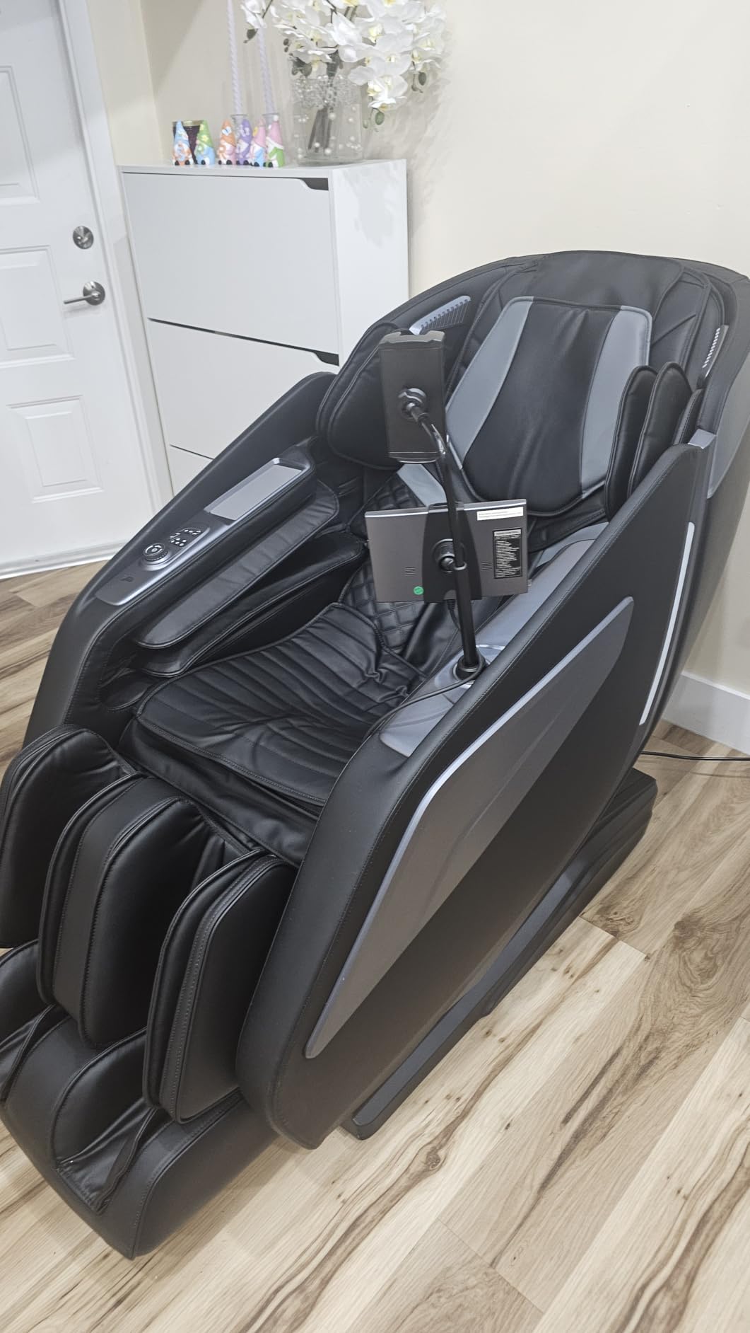 15 Best Massage Recliners (June 2026) - Expert Reviews & Guide